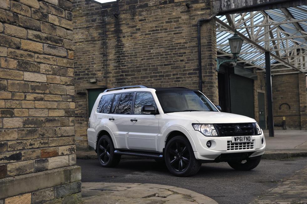 Mitsubishi Shogun Black SG4 3.2 DI-DC 4WD Road Test « Petroleum Vitae